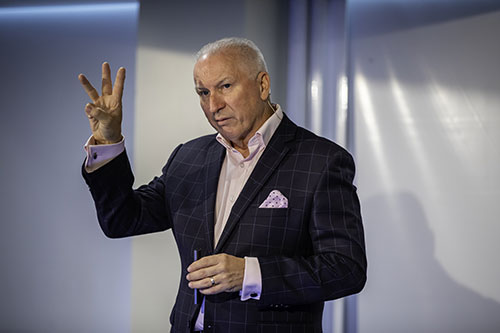 PRESS PHOTOS - Keith Abraham